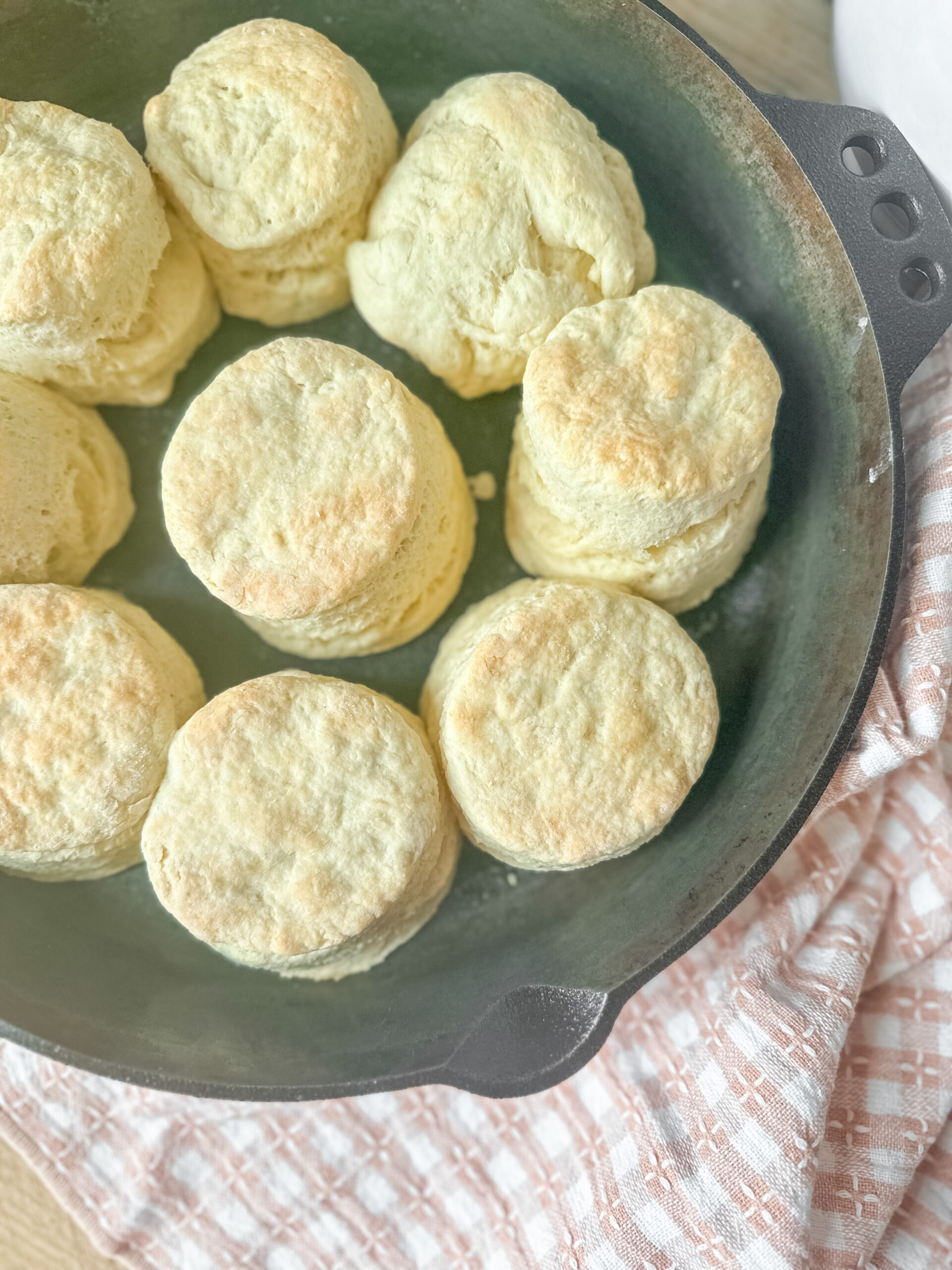 Quick Cast Iron Biscuits