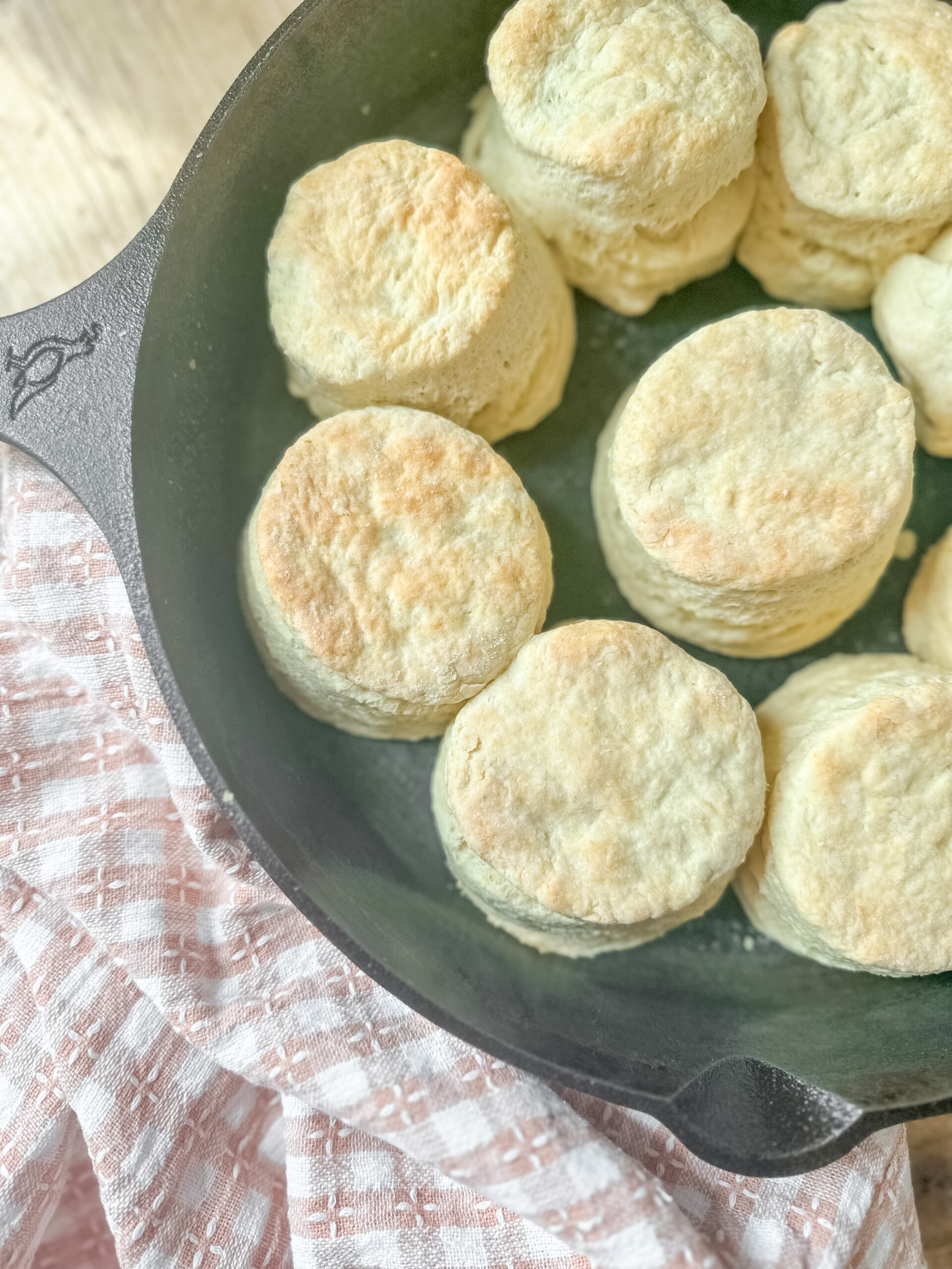 Quick Cast Iron Biscuits