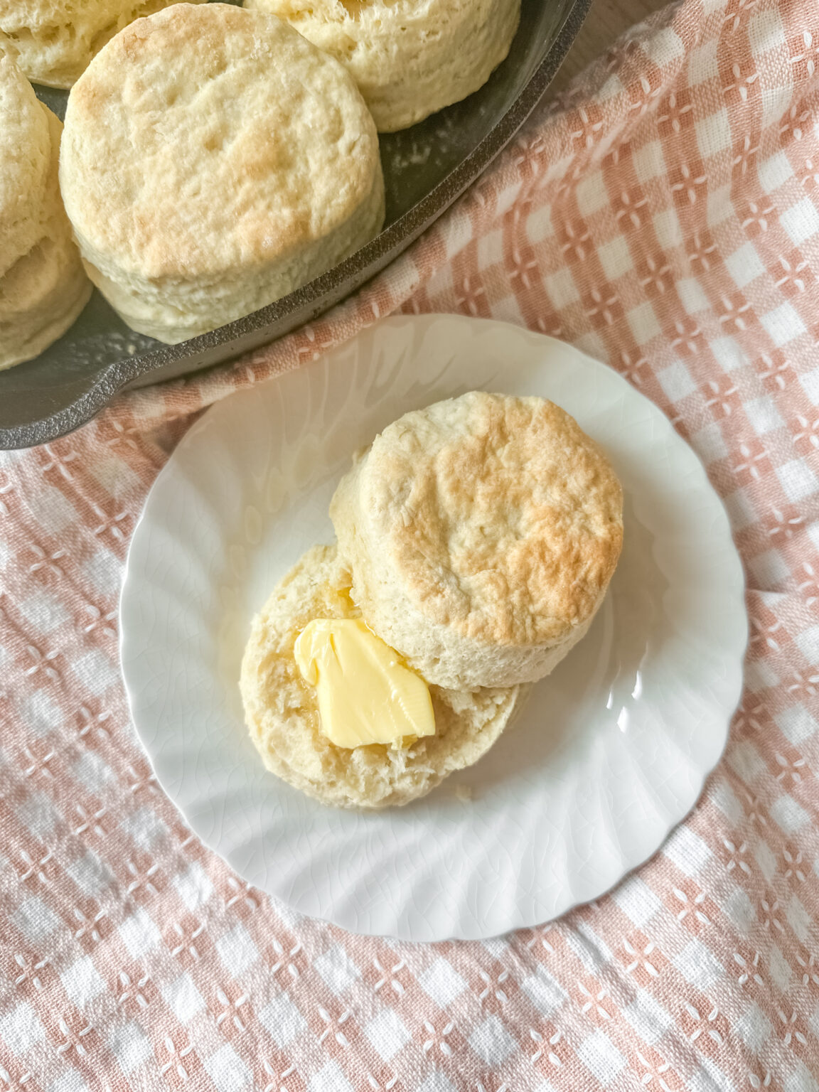 Quick Cast Iron Biscuits